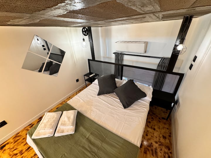 Loft Con Terraza A Pie De Metro1e - Esplugues de Llobregat