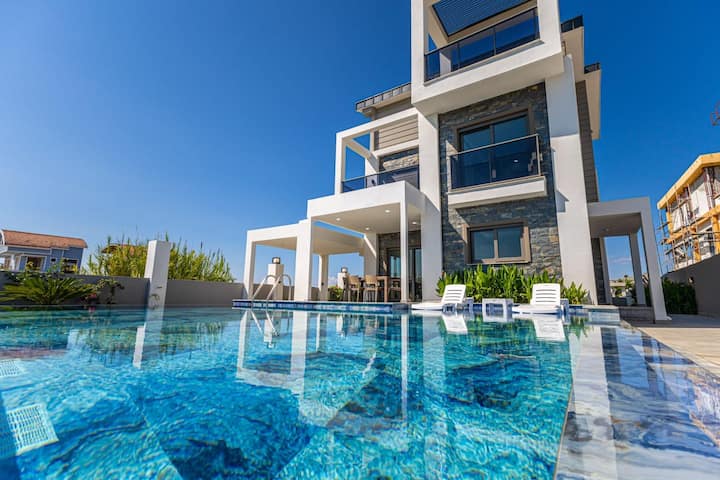 Villa Venüs 5+1 - Belek