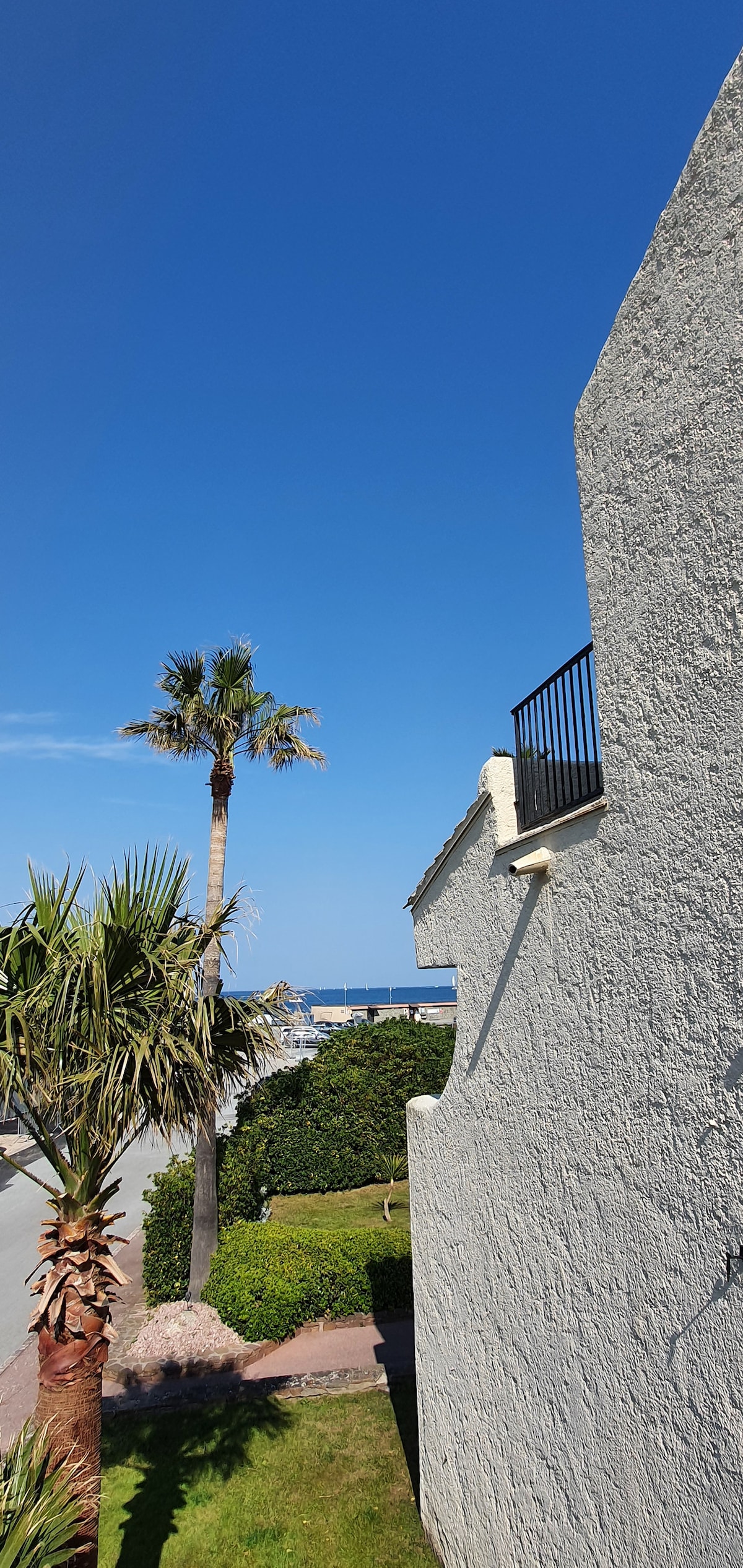 PlentyView 240° Marines de Cogolin Apartment - Apartments for Rent in ...