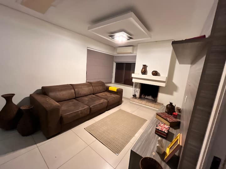 Casa De 3 Quartos Rua Tranquila - Novo Hamburgo