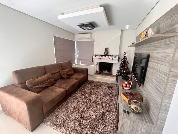 Casa De 3 Quartos Rua Tranquila - Novo Hamburgo