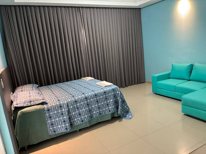 Casa Ampla Com Ar-condicionado E Wi-fi Em Cuiabá. - Cuiabá