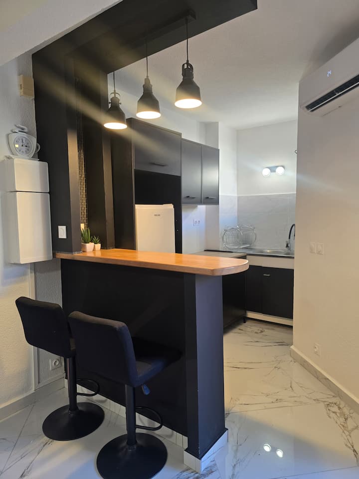 Confort, Praticité Et Piscine Garantis. - Cayenne