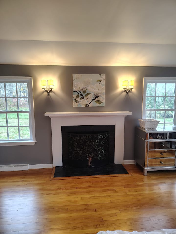 Pomfret Cottage - Quaddick Reservoir, CT