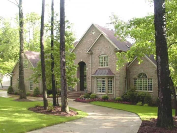Arbery Retreat - Huntsville, AL