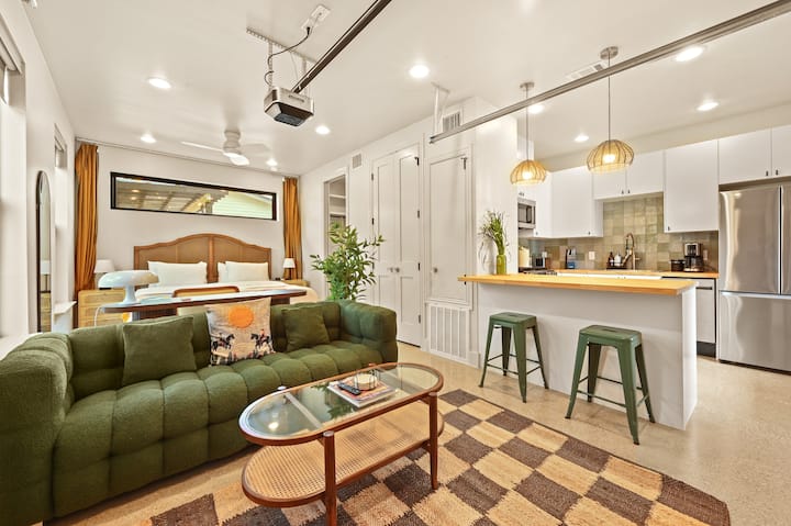 #1 Guesthouse Next To East 6th - Austin, TX