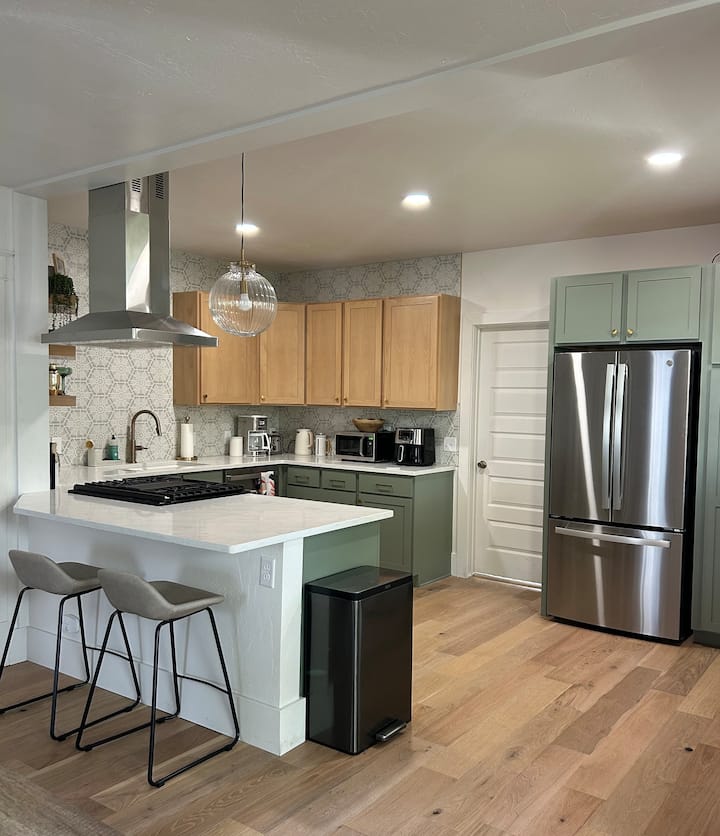 Downtown Bungalow - New! Remodeled &Great Location - Grand Junction, CO