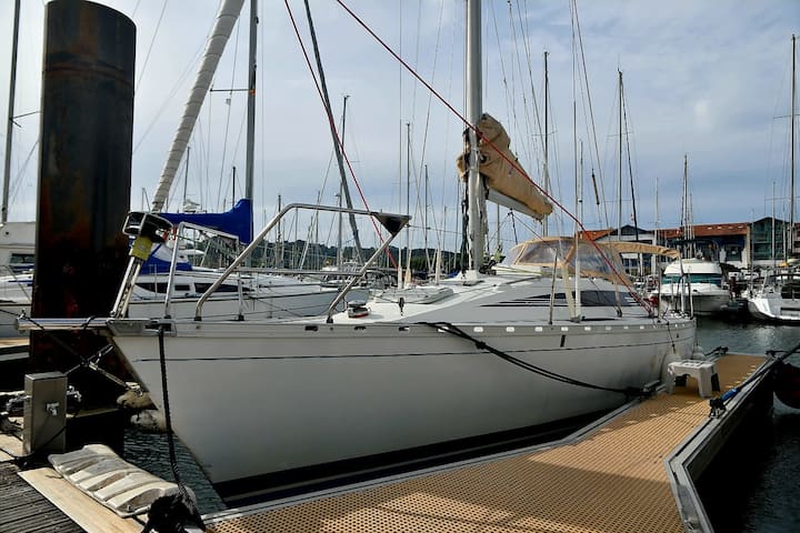 Bateau Voilier + Parking - Hondarribia