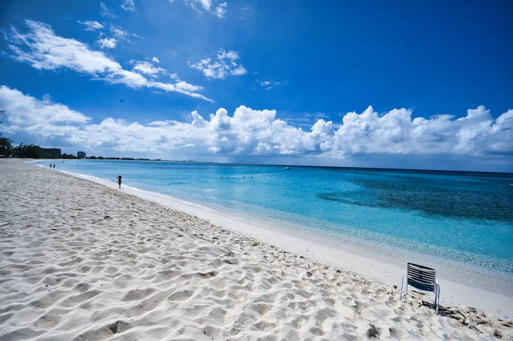 Beach Paradise - 1 Bedroom Home - Cayman Islands