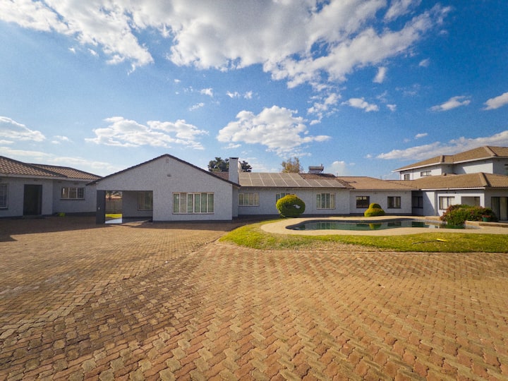 360 The Guest House - Middle - Harare