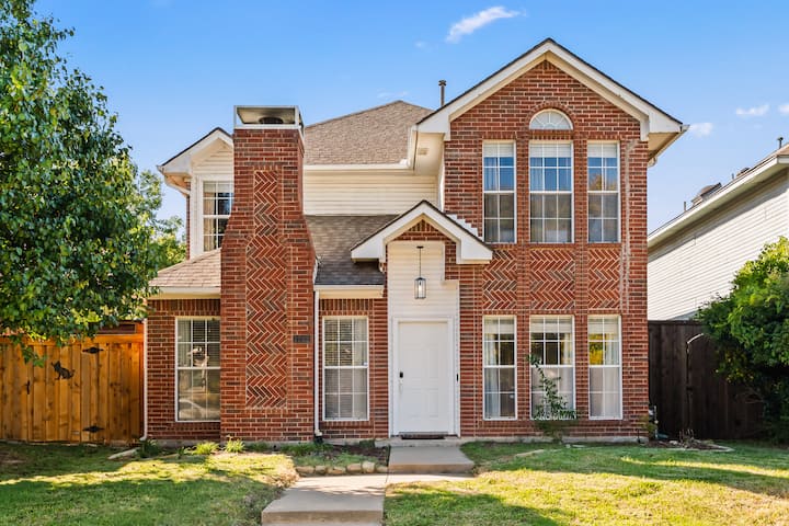 Creekbend Retreat 4br Cozy, Family & Holiday Stay - Lewisville