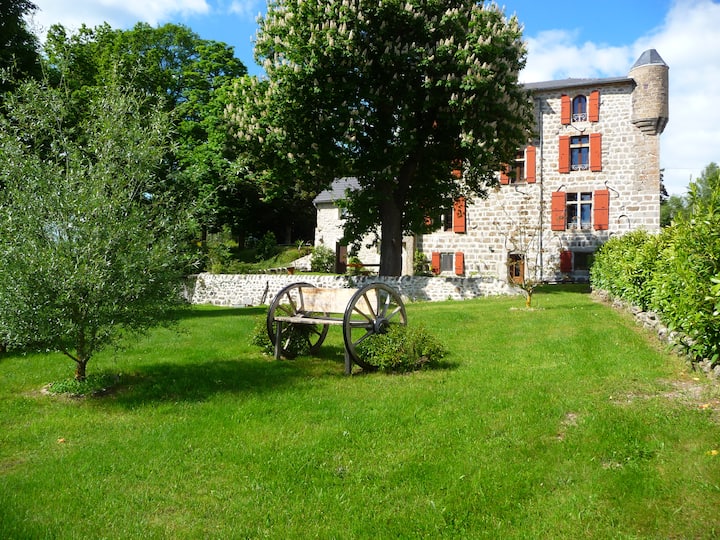 Gite Du Manoir Du Grail - Ardèche