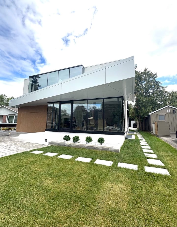 Furnished Basement Suite In Aurora - Aurora