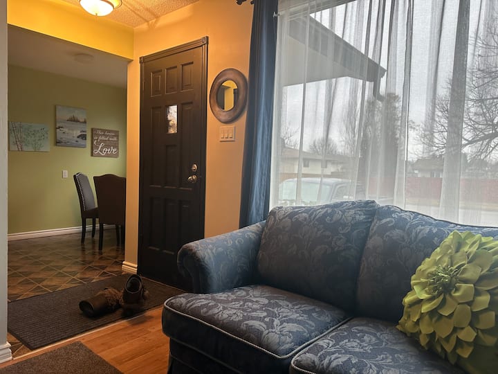 3br, Near Hospital W Laundry - Thunder Bay