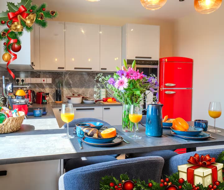 4.97 Super Host's New Boutique & Prime Location - Limassol