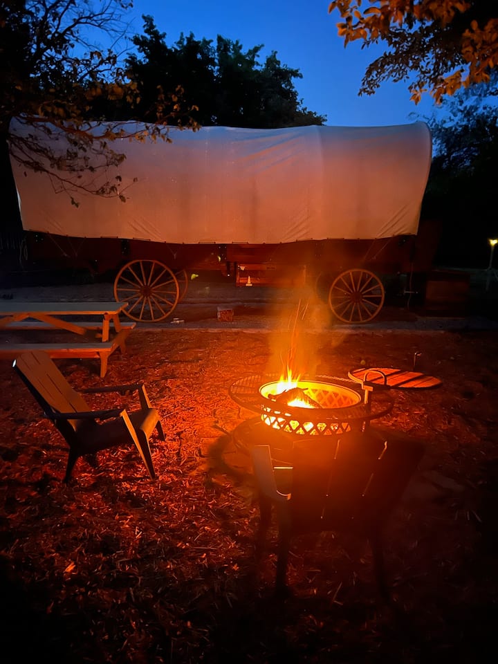 Price Reduced For Spring 2026! 1880s Covered Wagon - Kansas