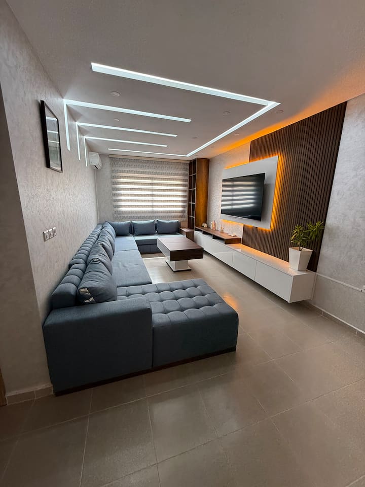 App Calme Avec Ascenseur - Oujda