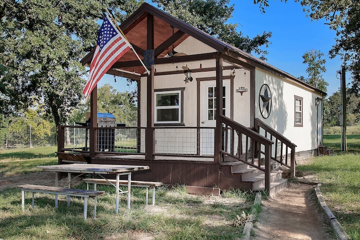 The Omni Cabin At Our Texas Ranch - Fort Boggy State Park, Centerville