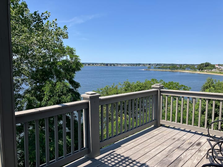 Spectacular Waterfront Near Providence - Barrington, RI