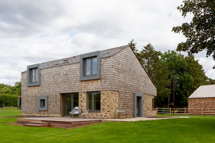Modern Eco Retreat – Countryside Views, 3br - Uckfield