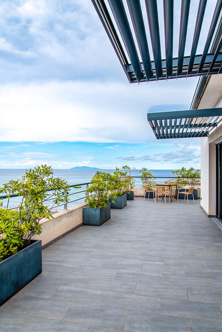 Magnifique T4 Penthouse Vue Mer - Bastia