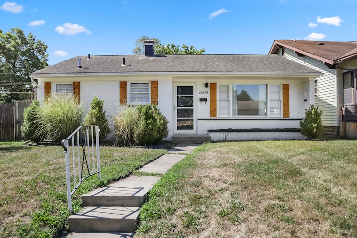 2br/1ba Home With Fenced Yard - Terre Haute, IN