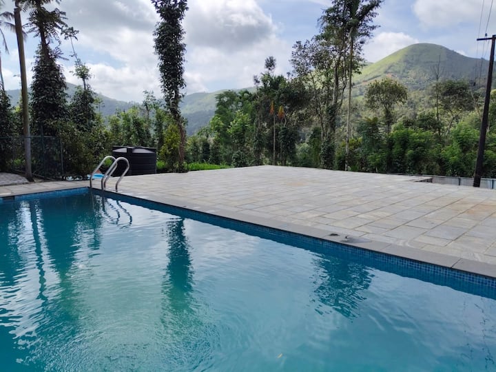 Sylora Meadows Pool Villa | Free Breakfast - Vagamon