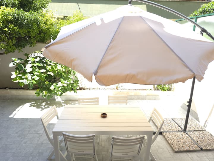 Appartamento Fronte Bosco E Mare Con Giardino - Ladispoli