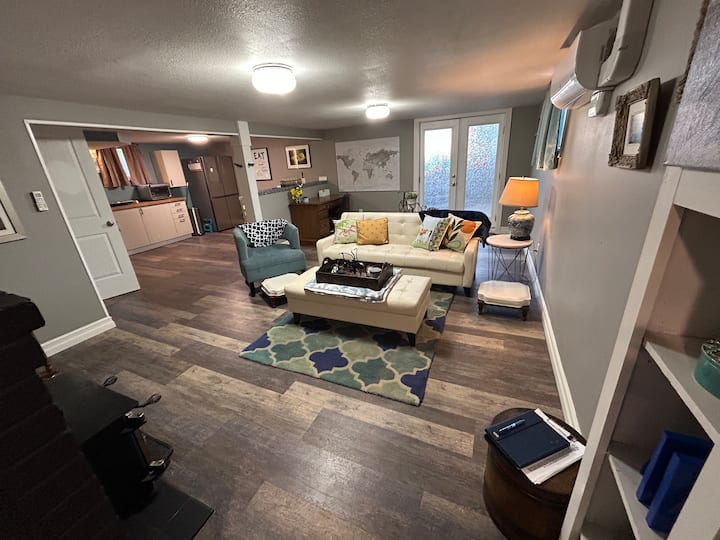 Cozy Downstairs Hideaway - Vancouver, WA