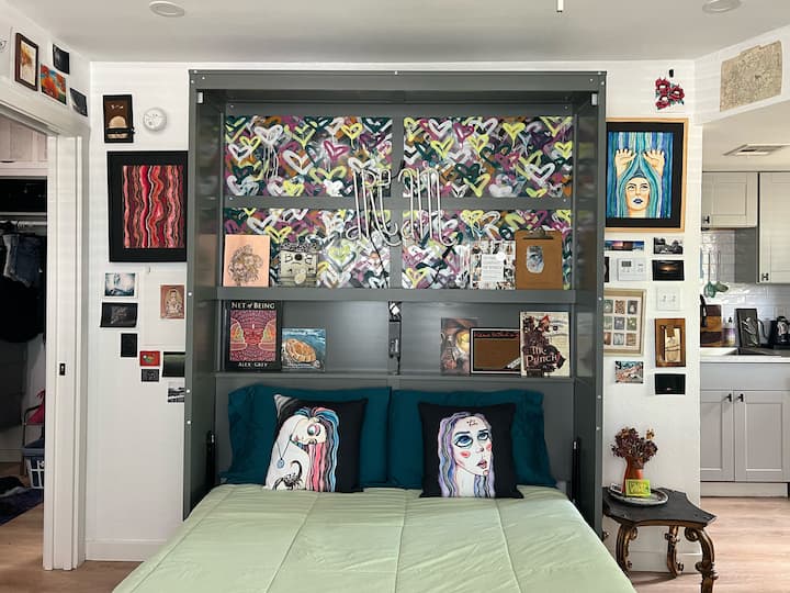Artsy, Cozy 1-bd Near Downtown - Austin
