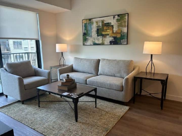 Comfy Apt • Walk To Dining - Edina, MN