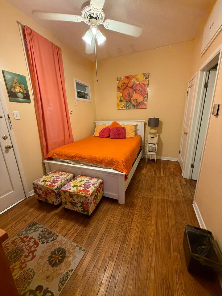 Row House Guest Suite 2 Level 1 - Topeka, KS