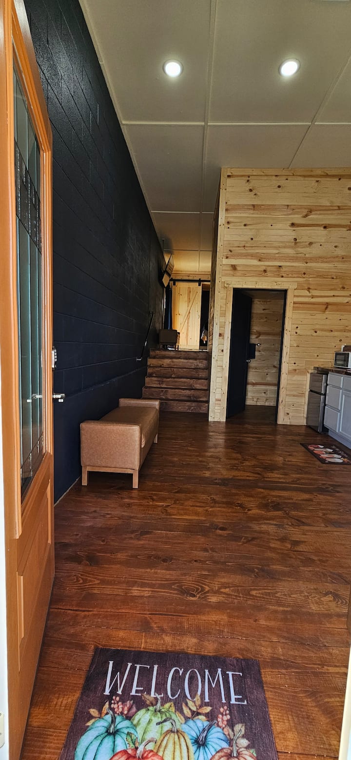 Lakeridge Studio Apartment - Stockton Lake, MO