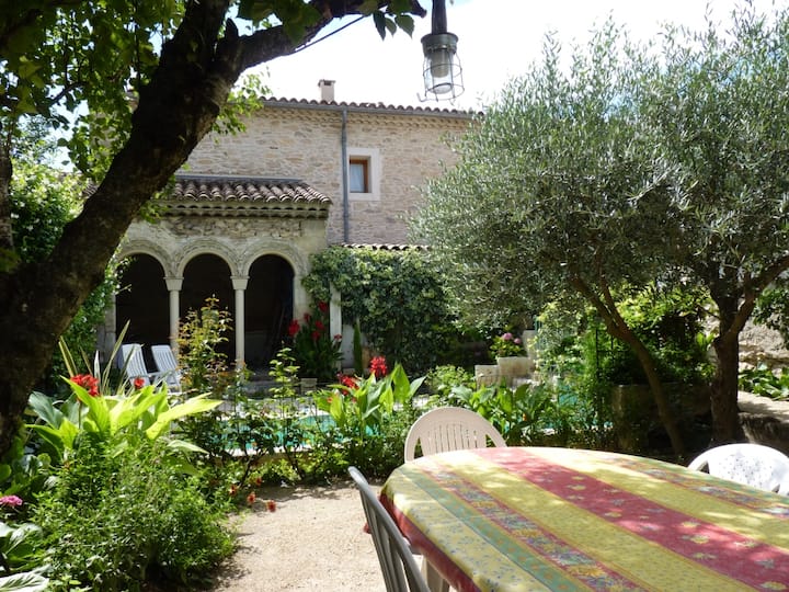Maison De Caractère, 8 Personnes, Piscine, Piano - Calvisson