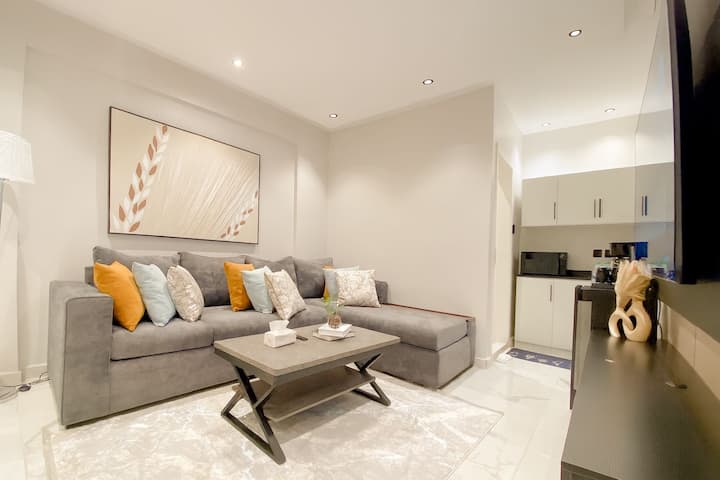 Self Entry, 65”smart Tv, Nr Kafd, Private Outdoor - Riyadh