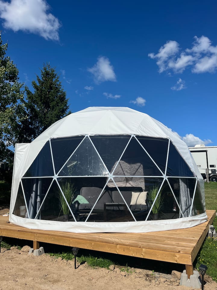 Stargazer Dome - Hamilton, ON, Canada