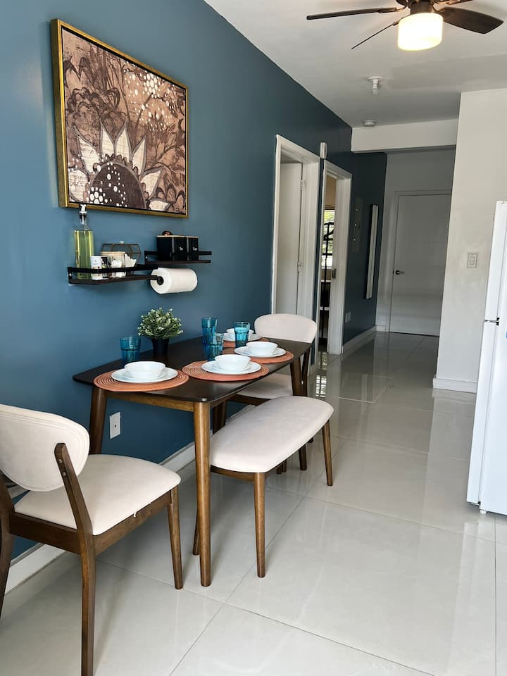 2br Family-friendly Apt. In Sobe - Miami Beach, FL