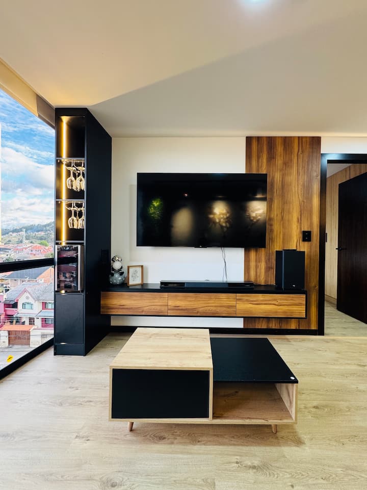 Suite Con Piscina Condominio Torres De Almería - Cuenca, Ecuador