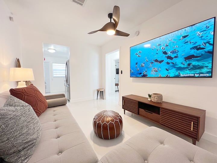 Coastal Stay In Luxurious Duplex - Hollywood, FL