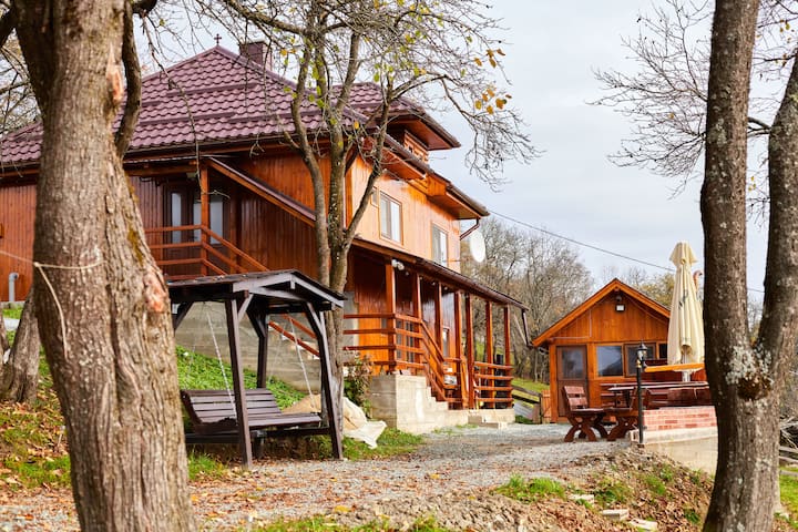 Cabana Dealu Capsei - Comuna Sohodol