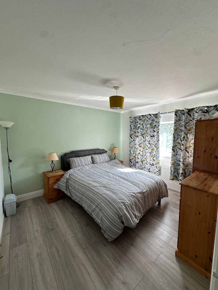 2 Bedrooms Self Contain Flat With Nice Garden - Didcot