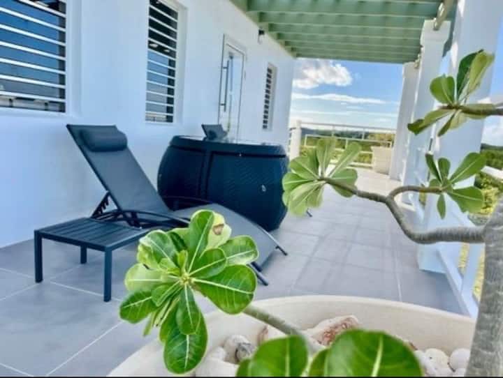 Infinity Sunset. - Anguilla