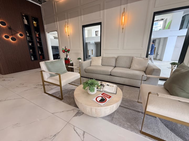 Apartamento En La Mejor Ubicación Piantini.2 Hab - Santo Domingo
