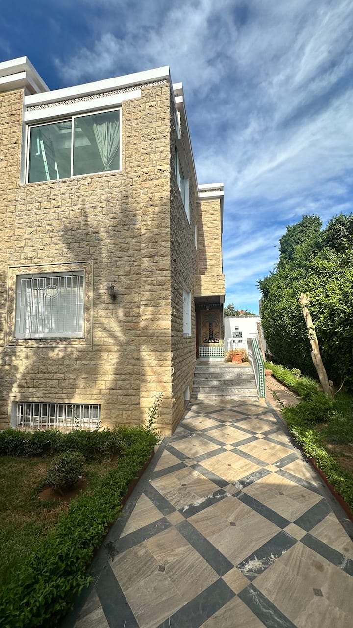 Villa Spacieuse Rabat Hay Riad/3min Du Stade - Rabat