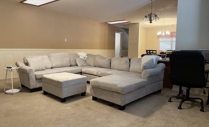 Air Race Ready • Spacious Stay! - Roswell, NM