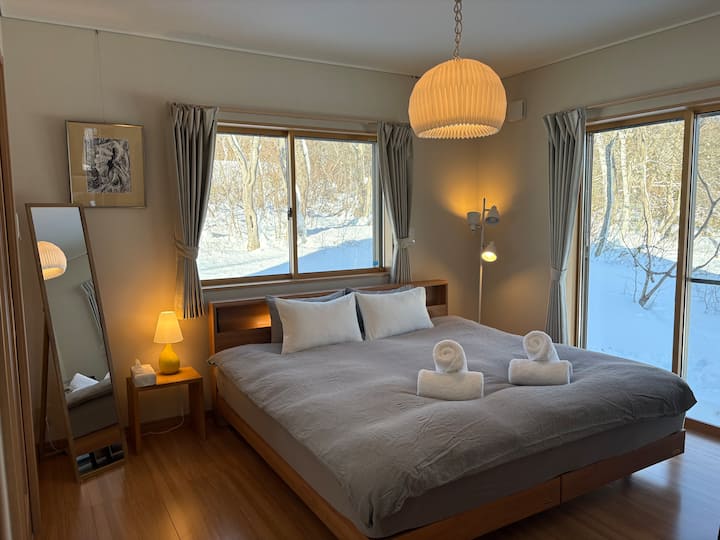 Luxury Chalet, 5 Min Walk To Gondola, Scenic Views - Japon