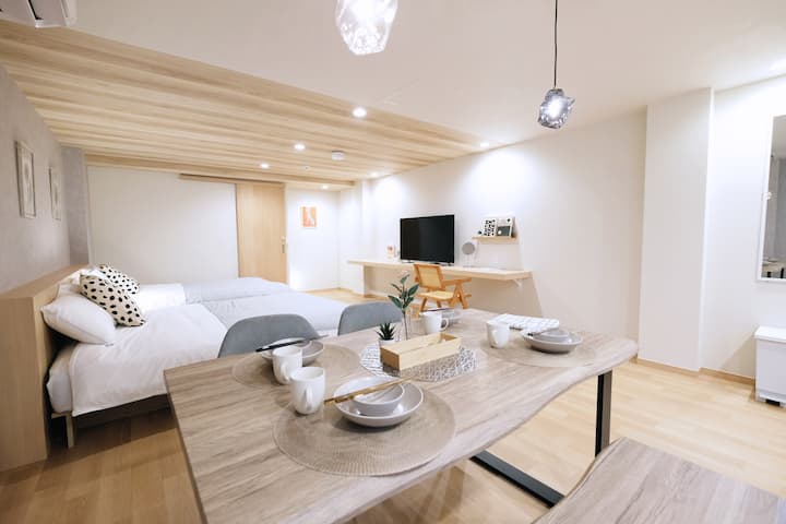 【New】deluxe Room 35㎡ ｜上北沢駅2分・新宿13分｜ダブルベッド2台+布団１式 - 니시토쿄시