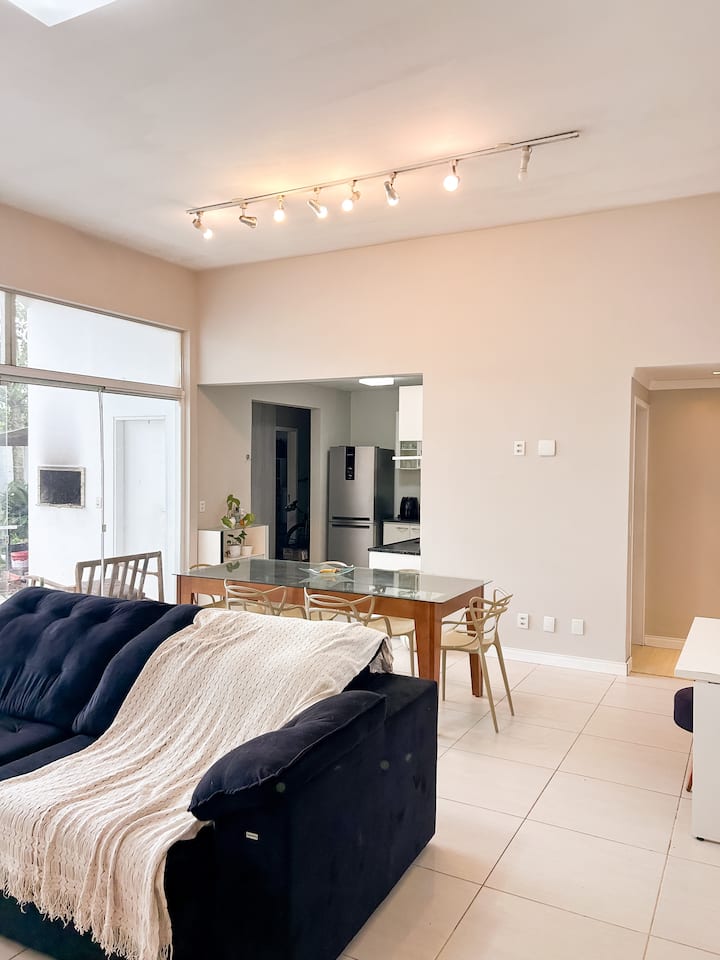 Casa Ampla Com Espaço De Lazer Em Torres - Torres