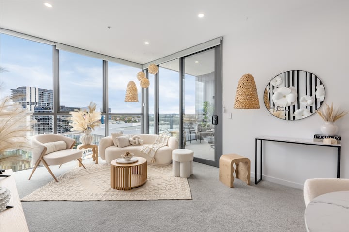 @Chic 1br With Pool, Near Canberra Hospital N Mall - Canberra