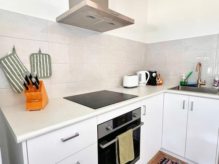 Landsdale Hideaway New Modern Private Flat With Ac - Perth